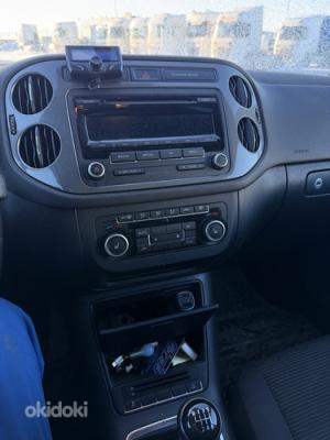 Smilšu krāsa Volkswagen Tiguan 2012 Tallina, ar dzinēja tilpumu 1.40 L un nobraukumu 160 tūkst. km par 9000 €, foto 11 vietnē AUTOMOTO.COM.LV