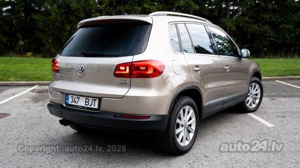 Beige Volkswagen Tiguan 2013 in Tallinn, with an engine capacity of 1.40 L and mileage of 95 thousand km for 8690 €, photo 4 on AUTOMOTO.COM.LV