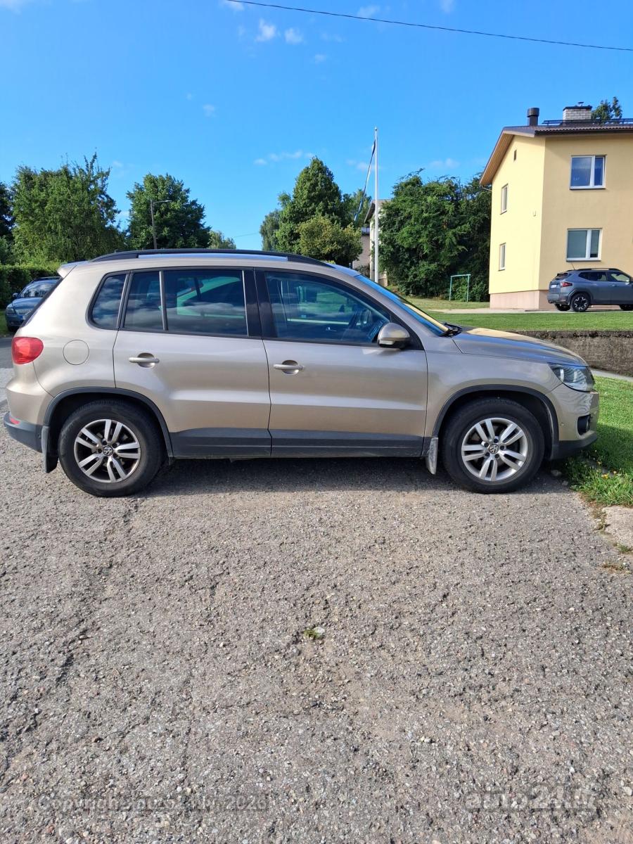 Smilšu krāsa Volkswagen Tiguan 2014 Elva, ar dzinēja tilpumu 1.40 L un nobraukumu 224 tūkst. km par 6990 €, foto 3 vietnē AUTOMOTO.COM.LV