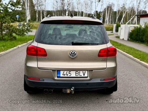 Beige Volkswagen Tiguan 2014 in Tartu, with an engine capacity of 1.40 L and mileage of 224 thousand km for 6990 €, photo 6 on AUTOMOTO.COM.LV