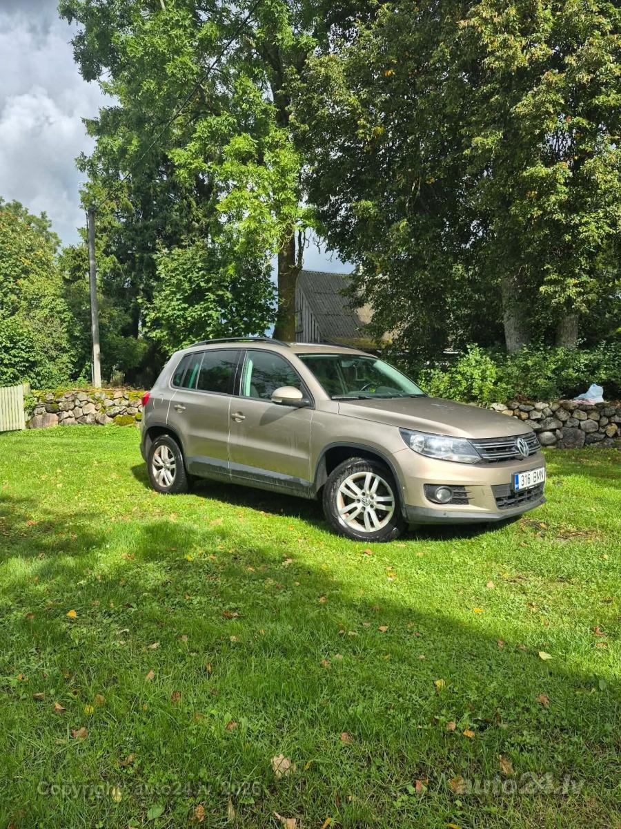 Smilšu krāsa Volkswagen Tiguan 2014 Kuresāre, ar dzinēja tilpumu 1.40 L un nobraukumu 211 tūkst. km par 8500 €, foto 3 vietnē AUTOMOTO.COM.LV