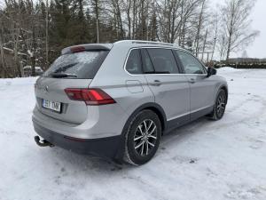 Beige Volkswagen Tiguan 2016 in Tartu, with an engine capacity of 1.40 L and mileage of 111 thousand km for 15500 €, photo 5 on AUTOMOTO.COM.LV