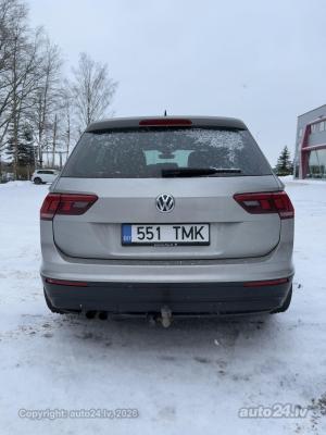 Beige Volkswagen Tiguan 2016 in Tartu, with an engine capacity of 1.40 L and mileage of 111 thousand km for 15500 €, photo 6 on AUTOMOTO.COM.LV
