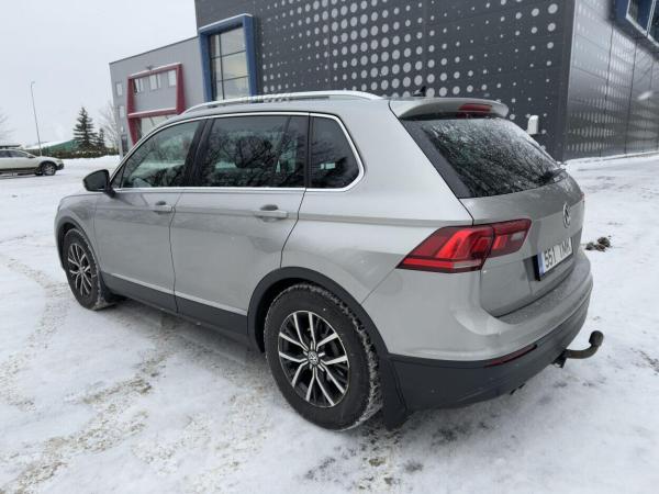 Smilšu krāsa Volkswagen Tiguan 2016 Tartu, ar dzinēja tilpumu 1.40 L un nobraukumu 111 tūkst. km par 15500 €, foto 7 vietnē AUTOMOTO.COM.LV