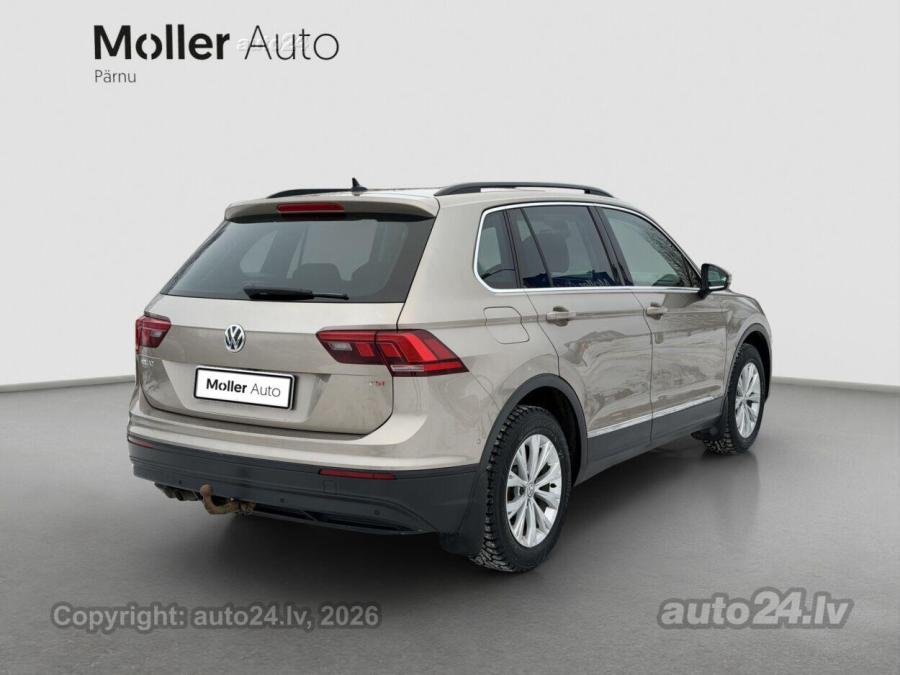 Smilšu krāsa Volkswagen Tiguan 2016 Pērnava, ar dzinēja tilpumu 1.40 L un nobraukumu 122 tūkst. km par 15900 €, foto 4 vietnē AUTOMOTO.COM.LV