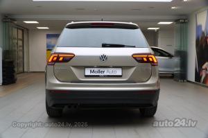 Beige Volkswagen Tiguan 2016 in Tallinn, with an engine capacity of 2.00 L and mileage of 91 thousand km for 16900 €, photo 5 on AUTOMOTO.COM.LV