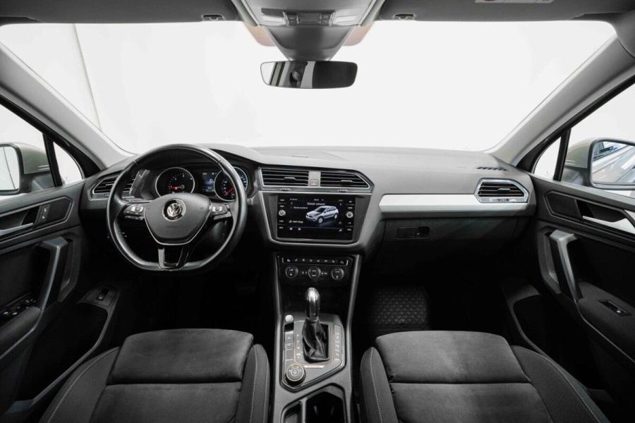 Smilšu krāsa Volkswagen Tiguan 2018 Tallina, ar dzinēja tilpumu 2.00 L un nobraukumu 143 tūkst. km par 18500 €, foto 10 vietnē AUTOMOTO.COM.LV