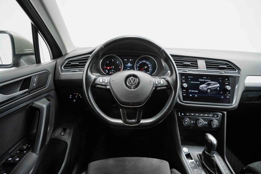 Smilšu krāsa Volkswagen Tiguan 2018 Tallina, ar dzinēja tilpumu 2.00 L un nobraukumu 143 tūkst. km par 18500 €, foto 11 vietnē AUTOMOTO.COM.LV