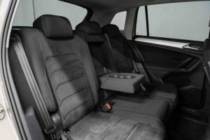 Smilšu krāsa Volkswagen Tiguan 2018 Tallina, ar dzinēja tilpumu 2.00 L un nobraukumu 143 tūkst. km par 18500 €, foto 13 vietnē AUTOMOTO.COM.LV