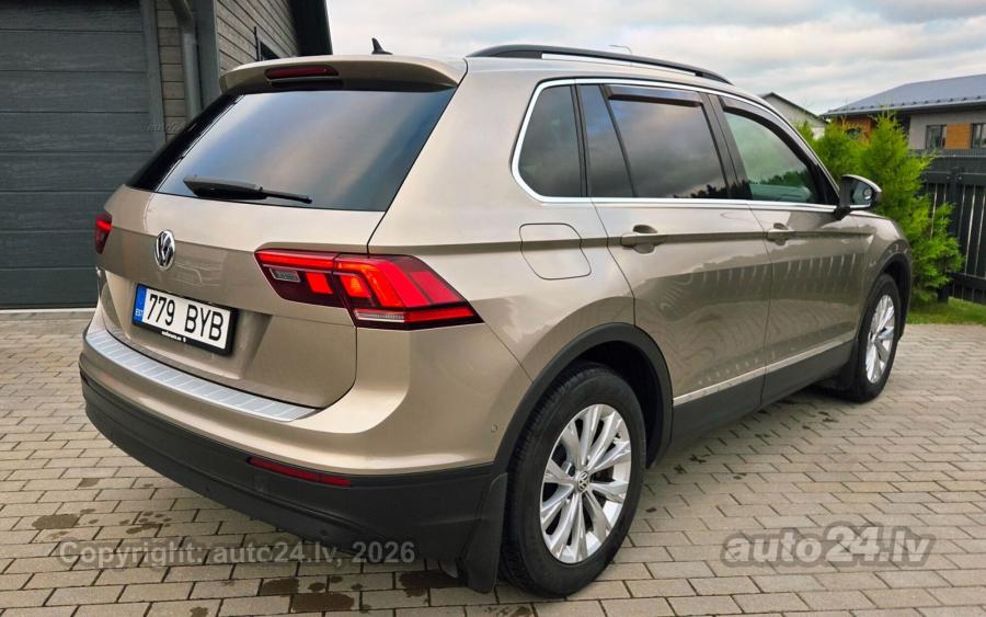 Smilšu krāsa Volkswagen Tiguan 2018 Tallina, ar dzinēja tilpumu 1.40 L un nobraukumu 68 tūkst. km par 19000 €, foto 1 vietnē AUTOMOTO.COM.LV