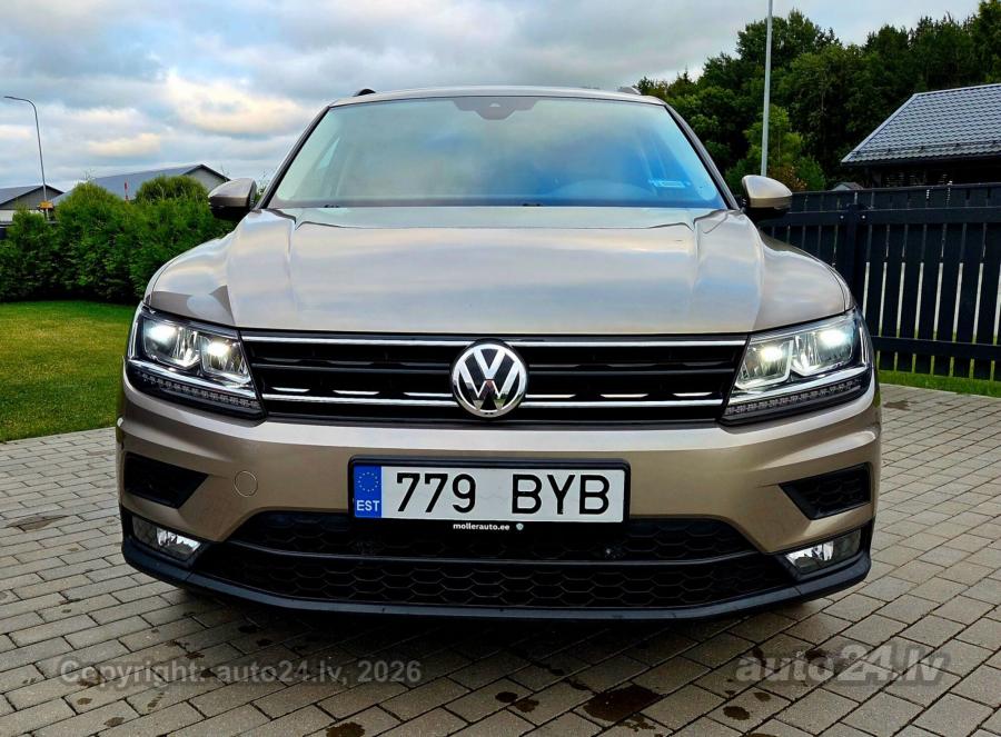 Smilšu krāsa Volkswagen Tiguan 2018 Tallina, ar dzinēja tilpumu 1.40 L un nobraukumu 68 tūkst. km par 19000 €, foto 7 vietnē AUTOMOTO.COM.LV