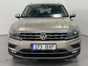 Beige Volkswagen Tiguan 2018 in Tallinn, with an engine capacity of 2.00 L and mileage of 240 thousand km for 15400 €, photo 3 on AUTOMOTO.COM.LV