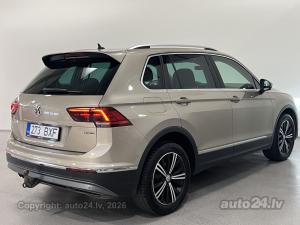 Beige Volkswagen Tiguan 2018 in Tallinn, with an engine capacity of 2.00 L and mileage of 240 thousand km for 15400 €, photo 28 on AUTOMOTO.COM.LV