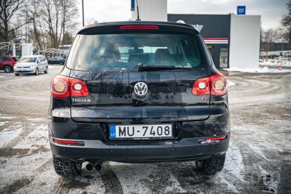 Melns Volkswagen Tiguan 2007 Rīga, ar dzinēja tilpumu 1.40 L un nobraukumu 0 tūkst. km par 4990 €, foto 5 vietnē AUTOMOTO.COM.LV