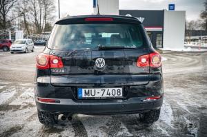 Black Volkswagen Tiguan 2007 in Riga, with an engine capacity of 1.40 L and mileage of 0 thousand km for 4990 €, photo 5 on AUTOMOTO.COM.LV