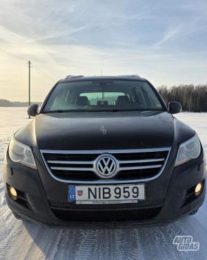 Melns Volkswagen Tiguan 2007 Panevēža, ar dzinēja tilpumu 1.40 L un nobraukumu 256 tūkst. km par 3200 €, foto 5 vietnē AUTOMOTO.COM.LV