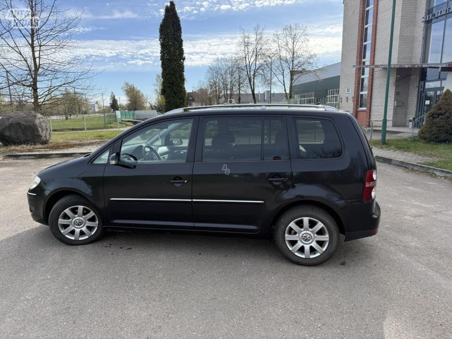 Melns Volkswagen Tiguan 2007 Ukmergė, ar dzinēja tilpumu 2.00 L un nobraukumu 252 tūkst. km par 2950 €, foto 3 vietnē AUTOMOTO.COM.LV