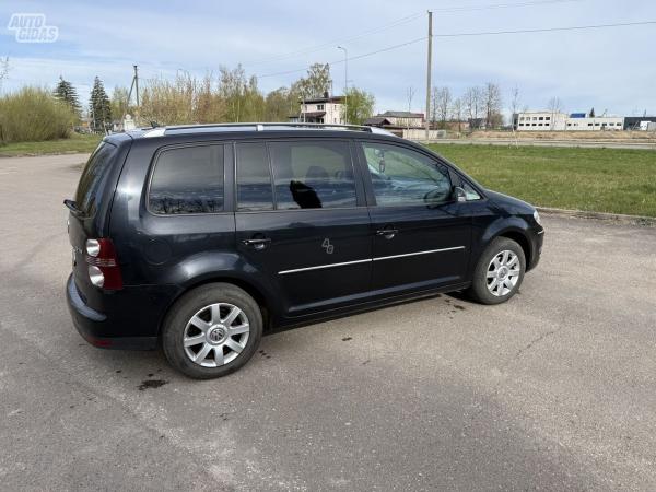 Melns Volkswagen Tiguan 2007 Ukmergė, ar dzinēja tilpumu 2.00 L un nobraukumu 252 tūkst. km par 2950 €, foto 4 vietnē AUTOMOTO.COM.LV