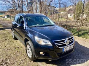 Melns Volkswagen Tiguan 2007 Rēzekne, ar dzinēja tilpumu 2.00 L un nobraukumu 0 tūkst. km par 5950 €, foto 3 vietnē AUTOMOTO.COM.LV