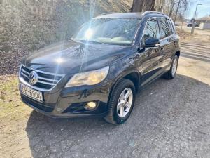 Melns Volkswagen Tiguan 2007 Rēzekne, ar dzinēja tilpumu 2.00 L un nobraukumu 0 tūkst. km par 5950 €, foto 4 vietnē AUTOMOTO.COM.LV