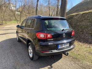Melns Volkswagen Tiguan 2007 Rēzekne, ar dzinēja tilpumu 2.00 L un nobraukumu 0 tūkst. km par 5950 €, foto 7 vietnē AUTOMOTO.COM.LV