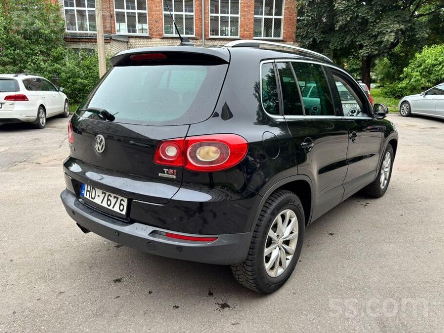 Melns Volkswagen Tiguan 2007 Rīga, ar dzinēja tilpumu 1.40 L un nobraukumu 312 tūkst. km par 3000 €, foto 5 vietnē AUTOMOTO.COM.LV