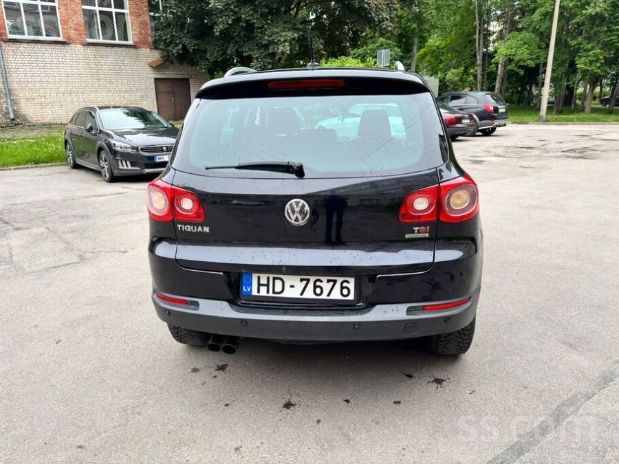 Melns Volkswagen Tiguan 2007 Rīga, ar dzinēja tilpumu 1.40 L un nobraukumu 312 tūkst. km par 3000 €, foto 6 vietnē AUTOMOTO.COM.LV