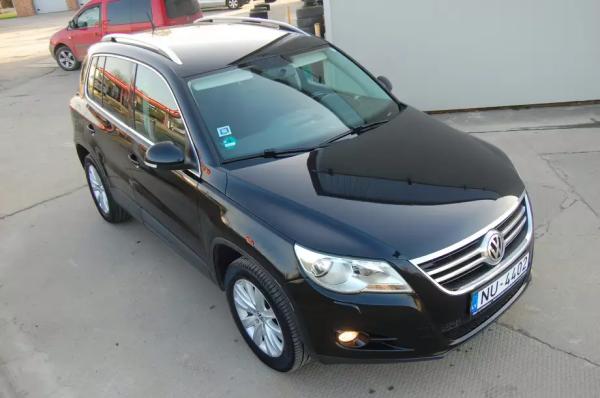 Melns Volkswagen Tiguan 2007 Jēkabpils, ar dzinēja tilpumu 2.00 L un nobraukumu 225 tūkst. km par 7300 €, foto 5 vietnē AUTOMOTO.COM.LV