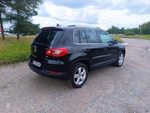 Black Volkswagen Tiguan 2007 in Taurage, with an engine capacity of 1.97 L and mileage of 287 thousand km for 5900 €, photo 8 on AUTOMOTO.COM.LV