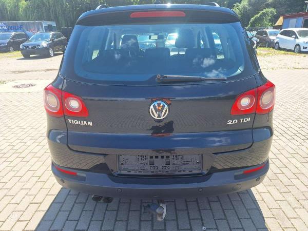 Melns Volkswagen Tiguan 2007 Marijampole, ar dzinēja tilpumu 1.97 L un nobraukumu 286 tūkst. km par 5700 €, foto 7 vietnē AUTOMOTO.COM.LV