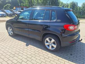Melns Volkswagen Tiguan 2007 Marijampole, ar dzinēja tilpumu 1.97 L un nobraukumu 286 tūkst. km par 5700 €, foto 9 vietnē AUTOMOTO.COM.LV