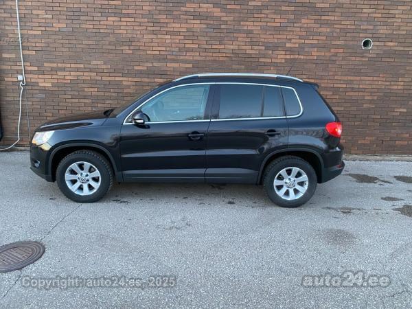 Black Volkswagen Tiguan 2008 in Tartu, with an engine capacity of 1.40 L and mileage of 159 thousand km for 6450 €, photo 8 on AUTOMOTO.COM.LV