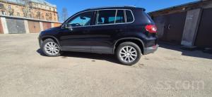 Melns Volkswagen Tiguan 2008 Rīga, ar dzinēja tilpumu 2.00 L un nobraukumu 318 tūkst. km par 4300 €, foto 2 vietnē AUTOMOTO.COM.LV