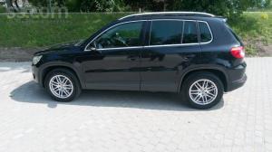 Black Volkswagen Tiguan 2008 in Riga, with an engine capacity of 2.00 L and mileage of 297 thousand km for 4750 €, photo 3 on AUTOMOTO.COM.LV