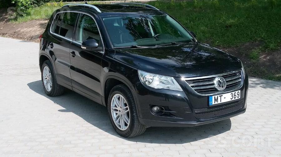 Black Volkswagen Tiguan 2008 in Riga, with an engine capacity of 2.00 L and mileage of 297 thousand km for 4750 €, photo 11 on AUTOMOTO.COM.LV