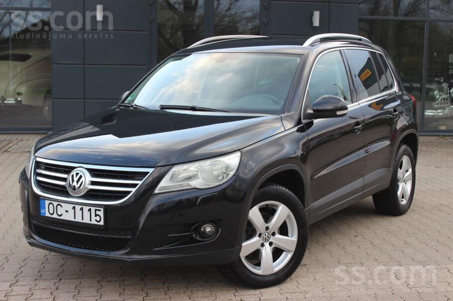Black Volkswagen Tiguan 2008 in Dobele, with an engine capacity of 2.00 L and mileage of 221 thousand km for 6100 €, photo 1 on AUTOMOTO.COM.LV