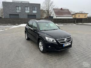 Melns Volkswagen Tiguan 2008 Šilutė, ar dzinēja tilpumu 2.00 L un nobraukumu 340 tūkst. km par 4199 €, foto 3 vietnē AUTOMOTO.COM.LV