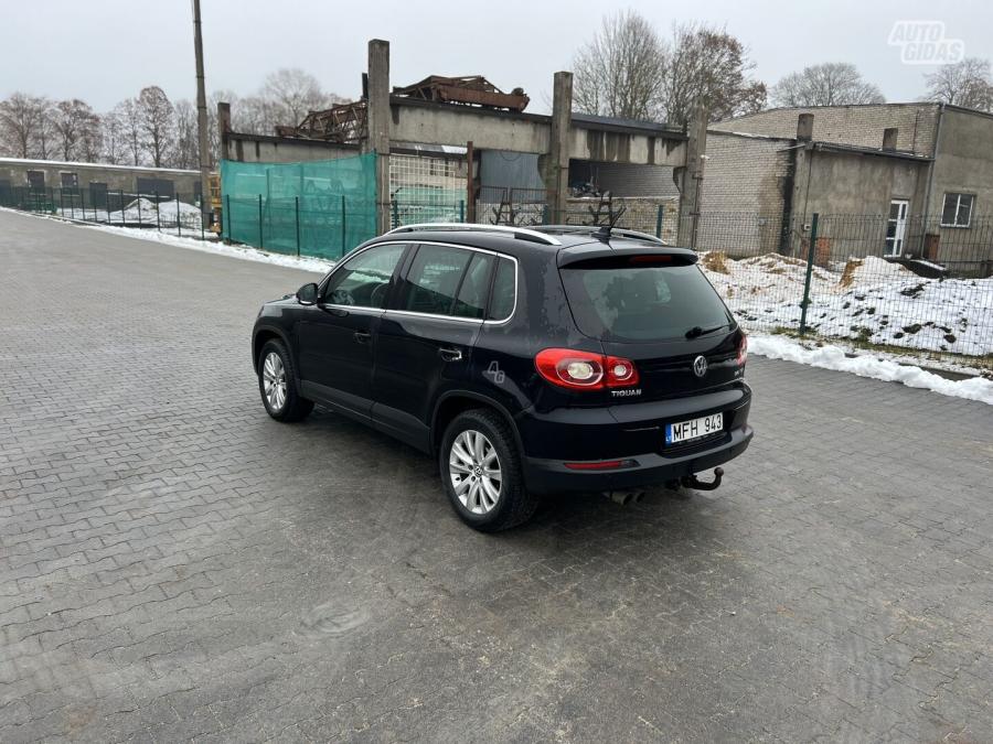 Melns Volkswagen Tiguan 2008 Šilutė, ar dzinēja tilpumu 2.00 L un nobraukumu 340 tūkst. km par 4199 €, foto 7 vietnē AUTOMOTO.COM.LV