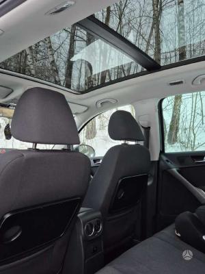 Melns Volkswagen Tiguan 2008 Kauņa, ar dzinēja tilpumu 1.97 L un nobraukumu 241 tūkst. km par 5300 €, foto 5 vietnē AUTOMOTO.COM.LV