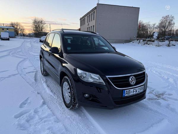 Melns Volkswagen Tiguan 2008 Kupiškis, ar dzinēja tilpumu 1.97 L un nobraukumu 255 tūkst. km par 5800 €, foto 10 vietnē AUTOMOTO.COM.LV