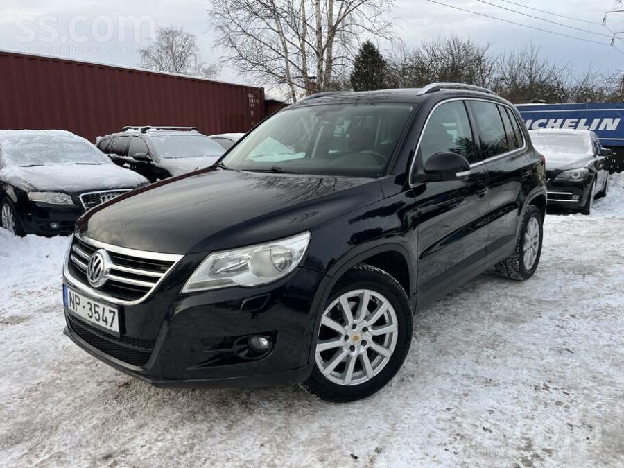 Melns Volkswagen Tiguan 2008 Gulbene, ar dzinēja tilpumu 2.00 L un nobraukumu 326 tūkst. km par 5990 €, foto 1 vietnē AUTOMOTO.COM.LV