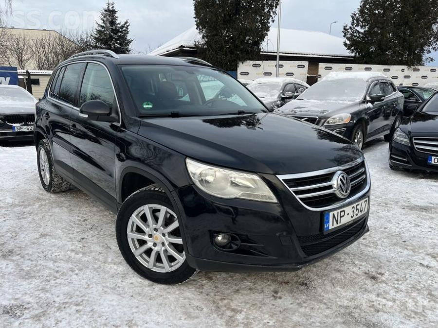 Melns Volkswagen Tiguan 2008 Gulbene, ar dzinēja tilpumu 2.00 L un nobraukumu 326 tūkst. km par 5990 €, foto 2 vietnē AUTOMOTO.COM.LV