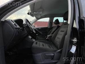 Melns Volkswagen Tiguan 2008 Gulbene, ar dzinēja tilpumu 2.00 L un nobraukumu 326 tūkst. km par 5990 €, foto 10 vietnē AUTOMOTO.COM.LV