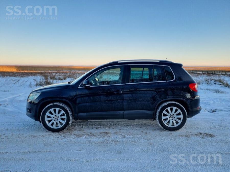 Melns Volkswagen Tiguan 2008 Liepāja, ar dzinēja tilpumu 1.40 L un nobraukumu 183 tūkst. km par 4950 €, foto 2 vietnē AUTOMOTO.COM.LV
