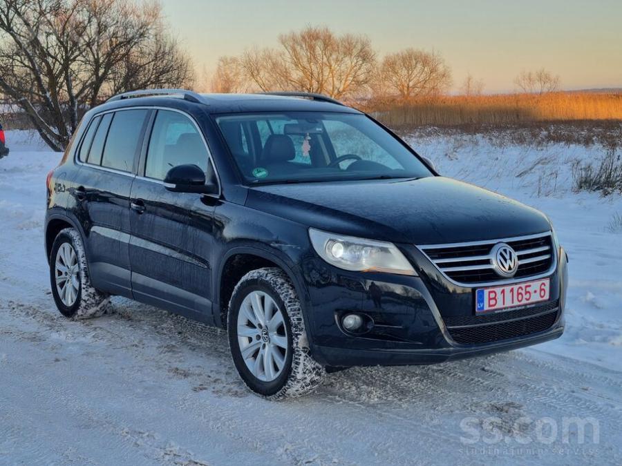 Melns Volkswagen Tiguan 2008 Liepāja, ar dzinēja tilpumu 1.40 L un nobraukumu 183 tūkst. km par 4950 €, foto 6 vietnē AUTOMOTO.COM.LV