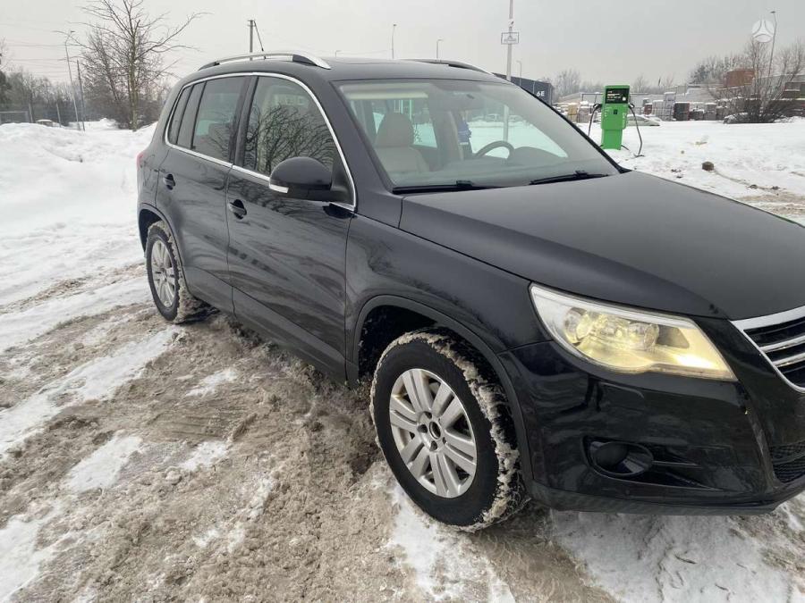 Melns Volkswagen Tiguan 2008 Kauņa, ar dzinēja tilpumu 1.39 L un nobraukumu 262 tūkst. km par 5600 €, foto 11 vietnē AUTOMOTO.COM.LV