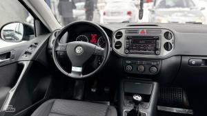 Melns Volkswagen Tiguan 2008 Radviliškis, ar dzinēja tilpumu 2.00 L un nobraukumu 264 tūkst. km par 5250 €, foto 13 vietnē AUTOMOTO.COM.LV