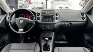 Melns Volkswagen Tiguan 2008 Radviliškis, ar dzinēja tilpumu 2.00 L un nobraukumu 264 tūkst. km par 5250 €, foto 16 vietnē AUTOMOTO.COM.LV