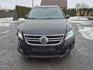 Black Volkswagen Tiguan 2008 in Vilkaviskis, with an engine capacity of 1.97 L and mileage of 220 thousand km for 4600 €, photo 7 on AUTOMOTO.COM.LV