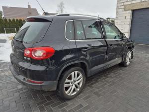 Black Volkswagen Tiguan 2008 in Vilkaviskis, with an engine capacity of 1.97 L and mileage of 220 thousand km for 4600 €, photo 8 on AUTOMOTO.COM.LV